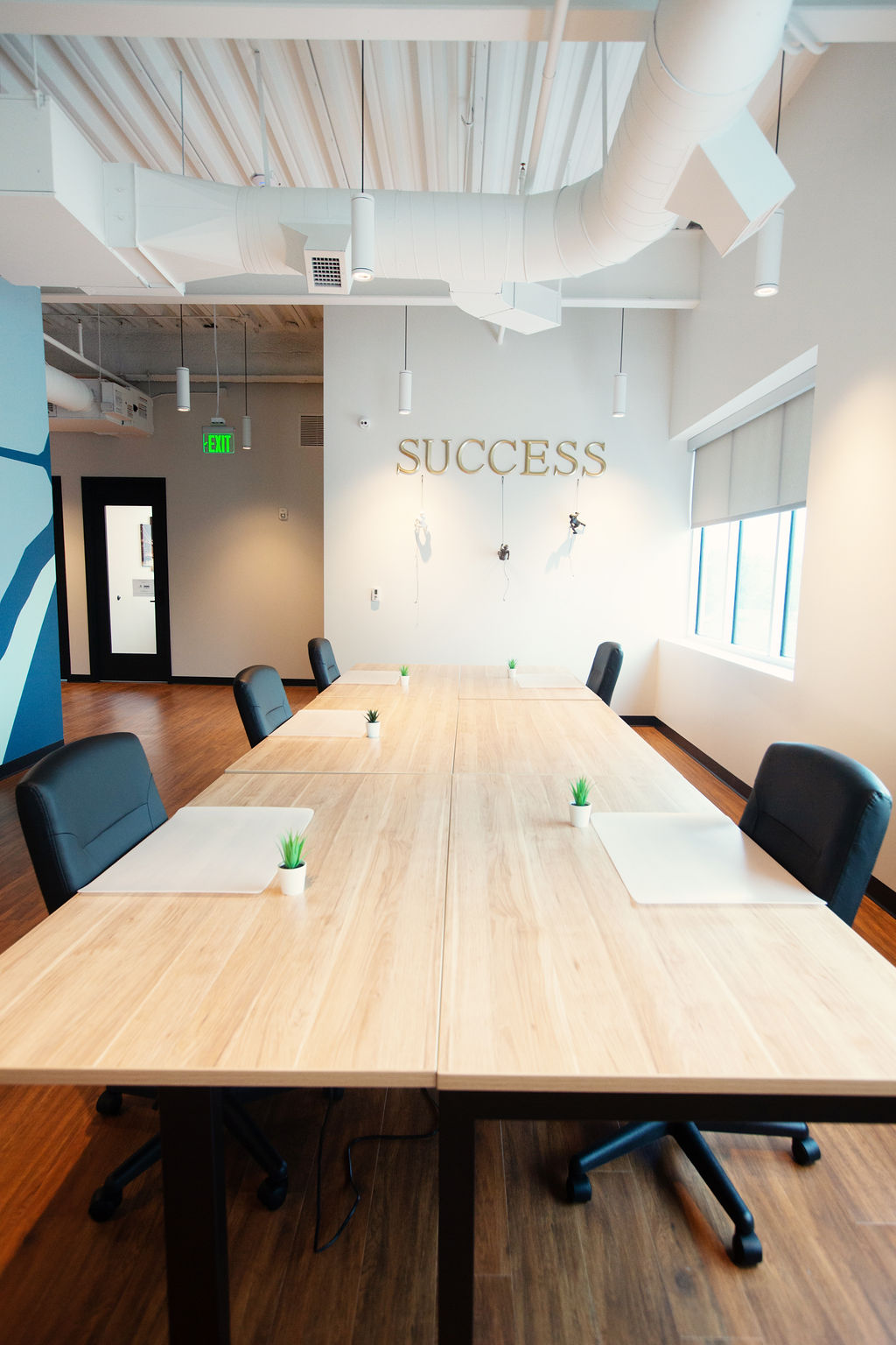 Coworking Desk | The 5th Floor Orlando The 5th Floor Orlando